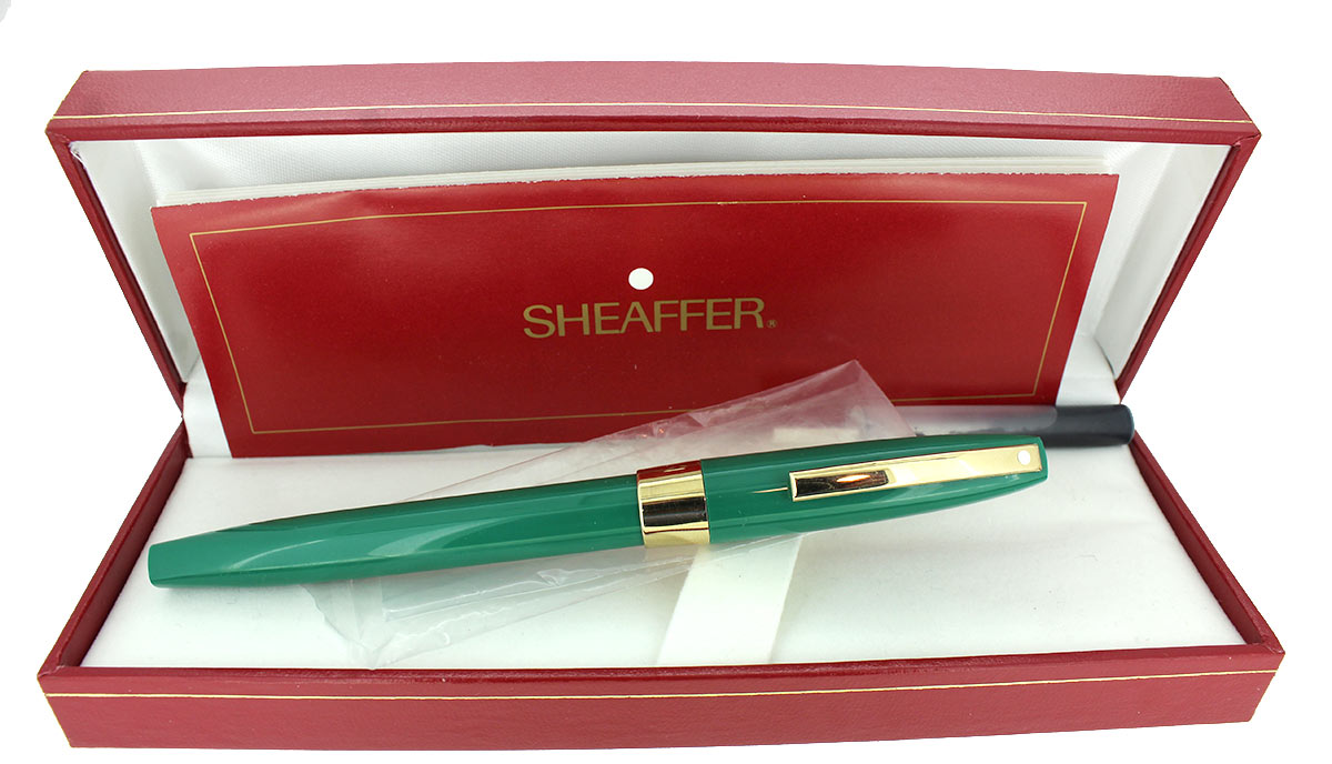 C1996 SHEAFFER IMPERIAL MODEL 2663 EMERALD GREEN FOUNTAIN PEN NEVER IN